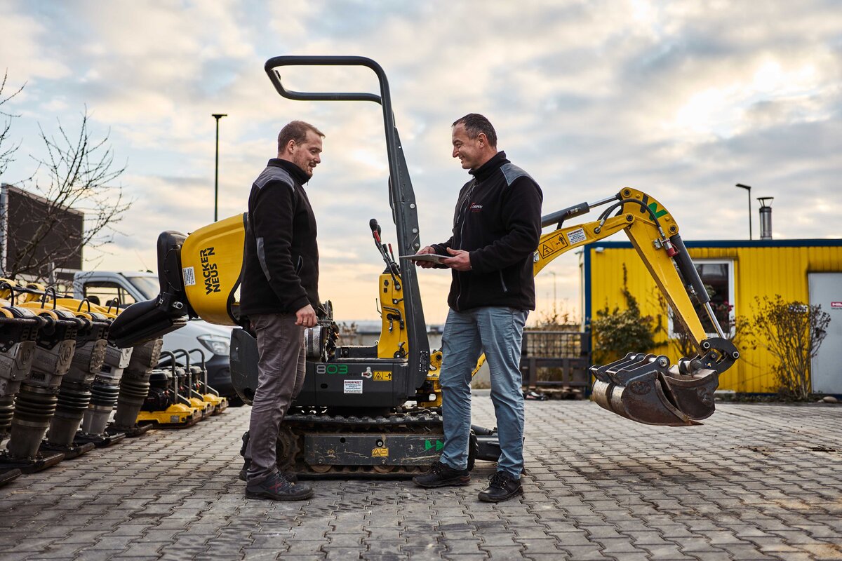 EquipCare: Einfaches Flottenmanagement mit der Telematiklösung von ...